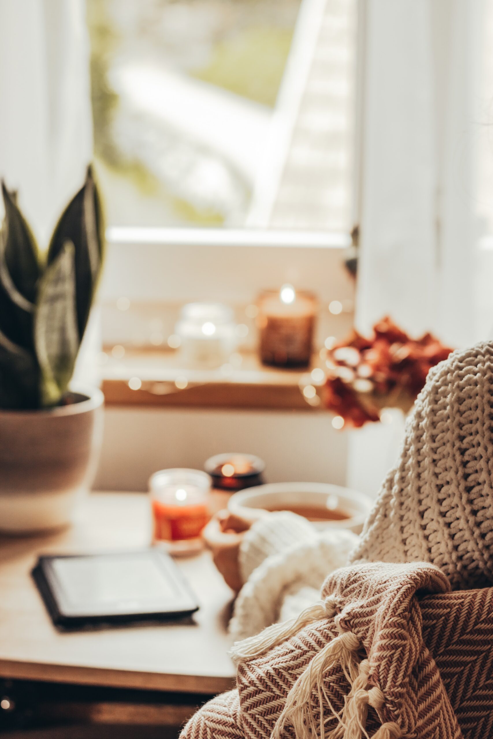 Cozy Up Your Living Space With These Top Tips for Fall Comfort - Home ...