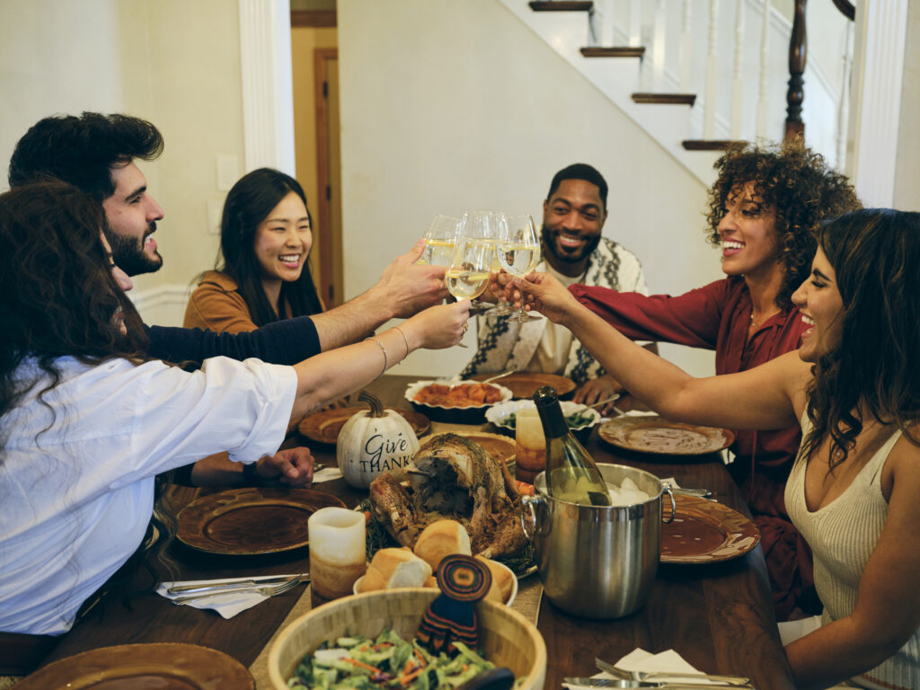 9 Unique Friendsgiving Ideas - Home & Texture