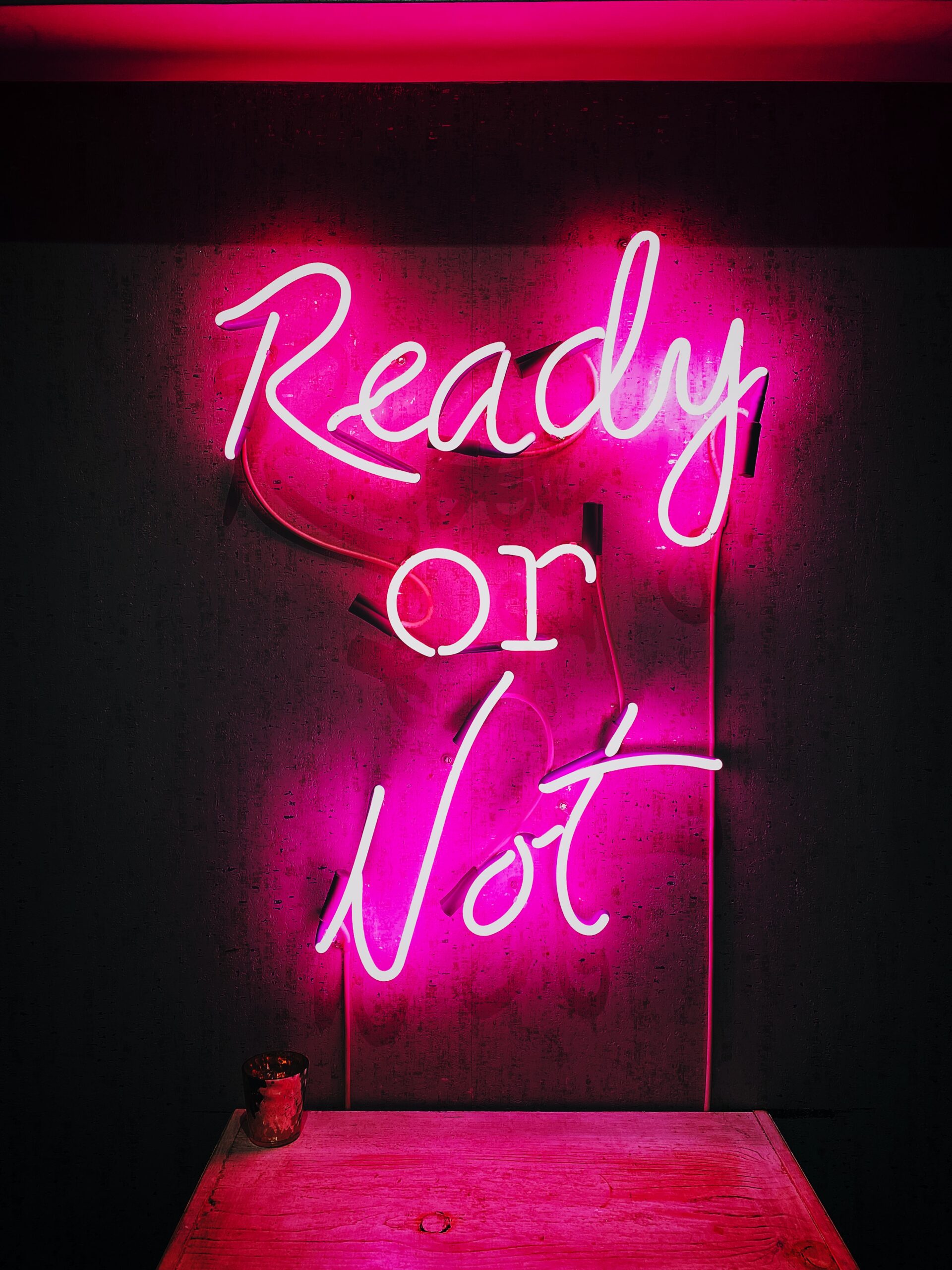 LED Neon Signs To Spice Up a Plain Wall - Home & Texture