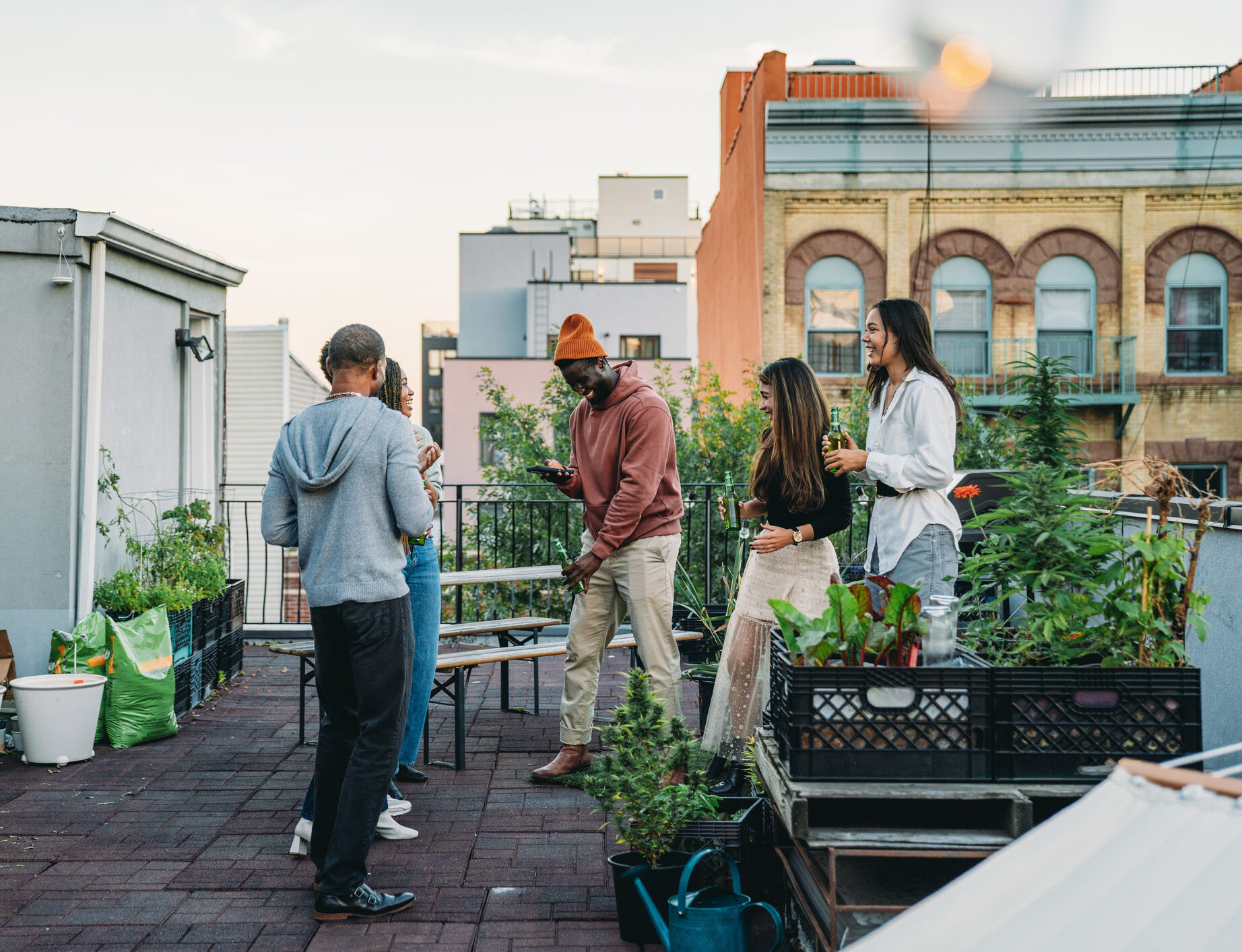 6 Ways You Can Build a Stronger Community in the New Year - Home & Texture