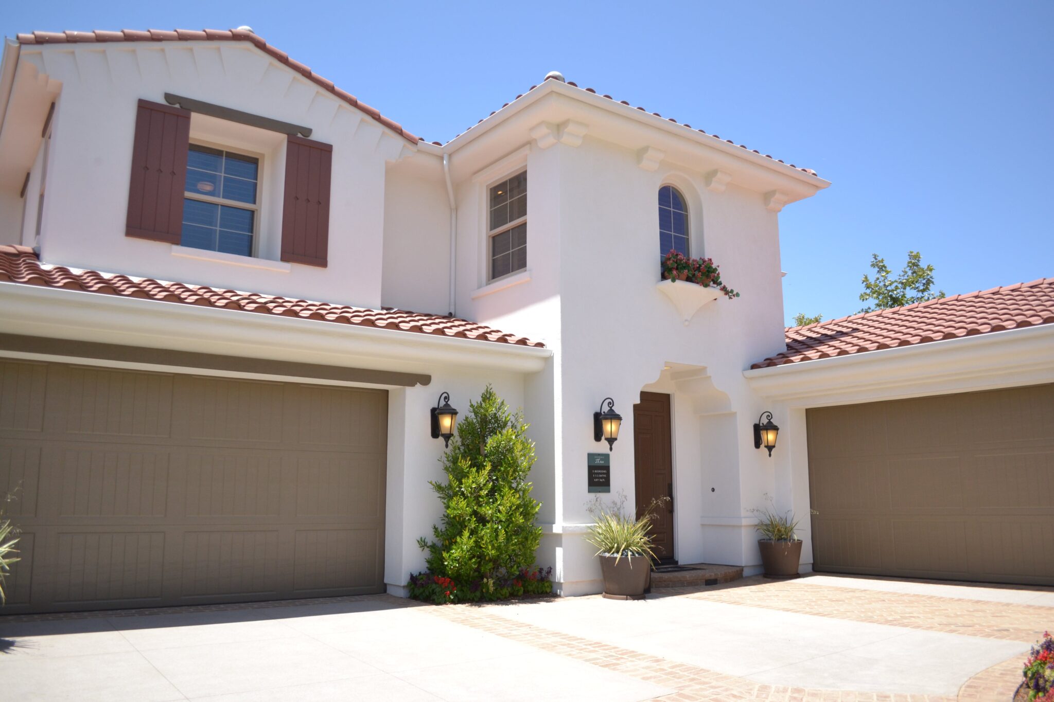 The Ultimate Guide to Home Architecture Styles - Home & Texture