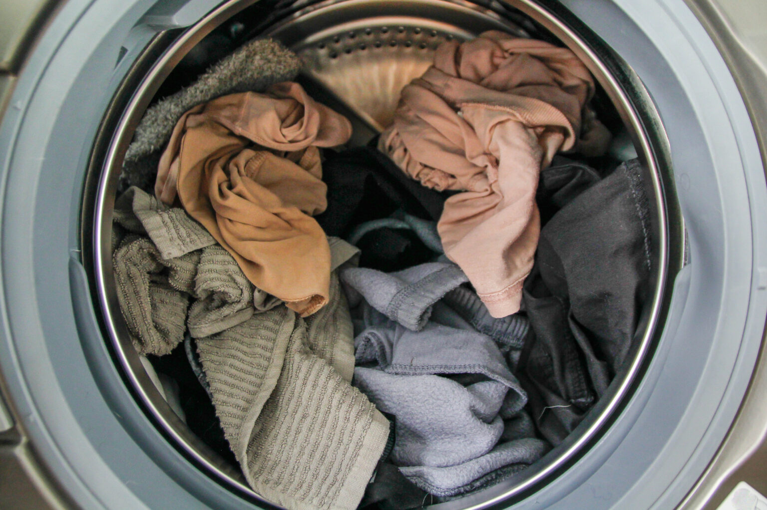 Ditch the Iron: 7 Smart Ways to Defeat Wrinkles in Clothing - Home ...