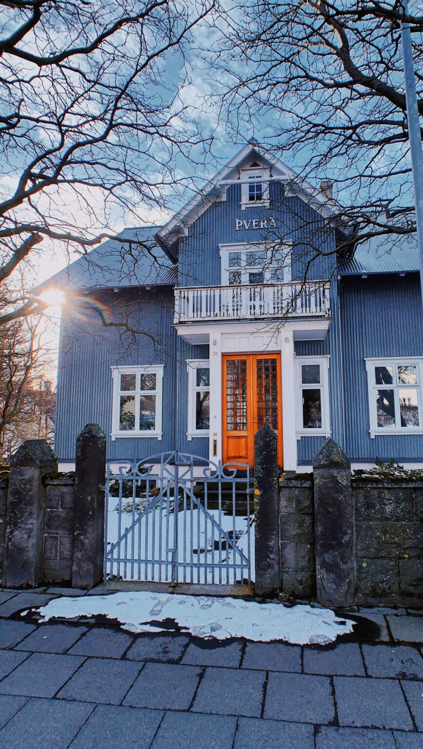 Here's How to Paint the Exterior of Your Home - Home & Texture