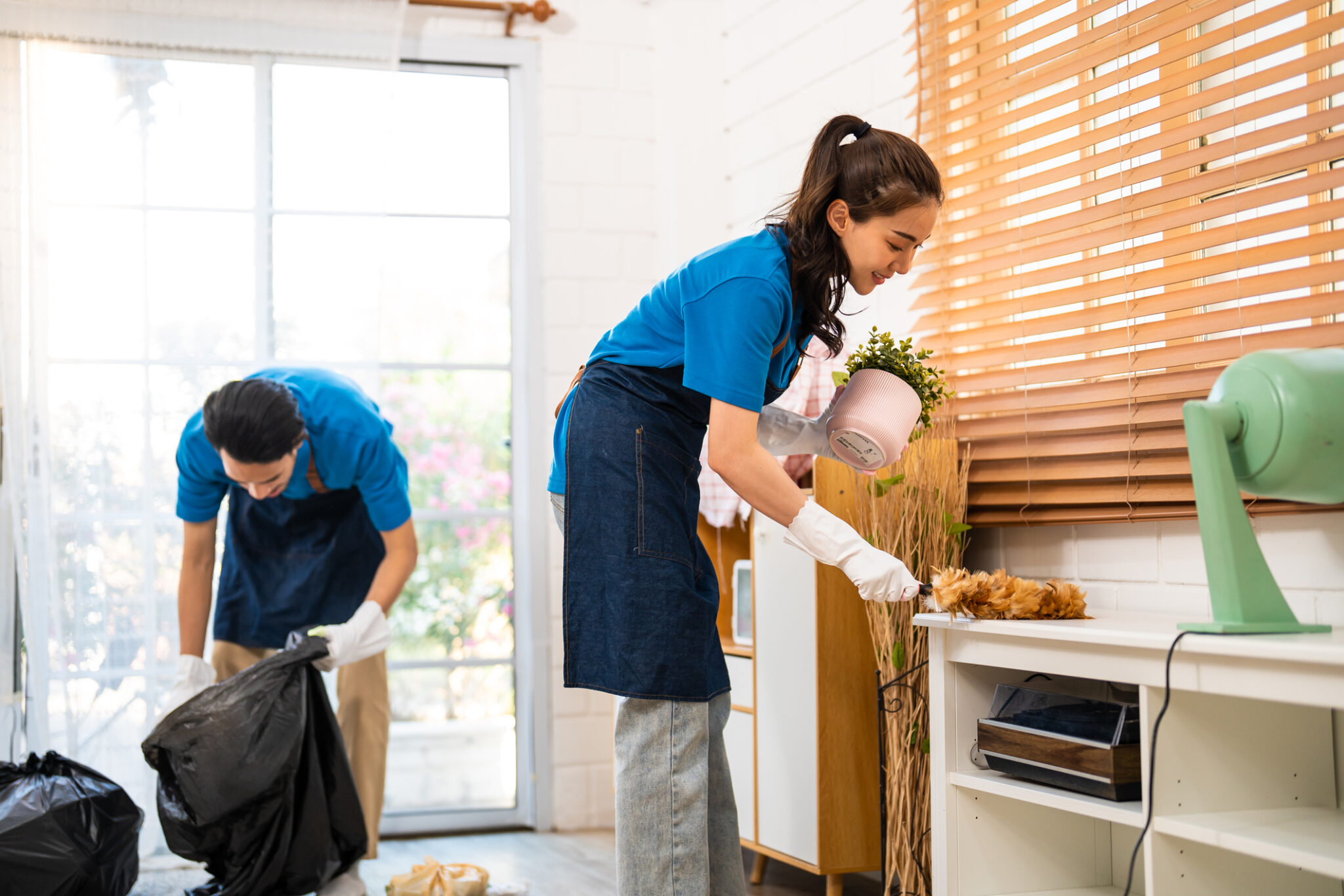 Must-Knows for Hiring a Housekeeper - Home & Texture