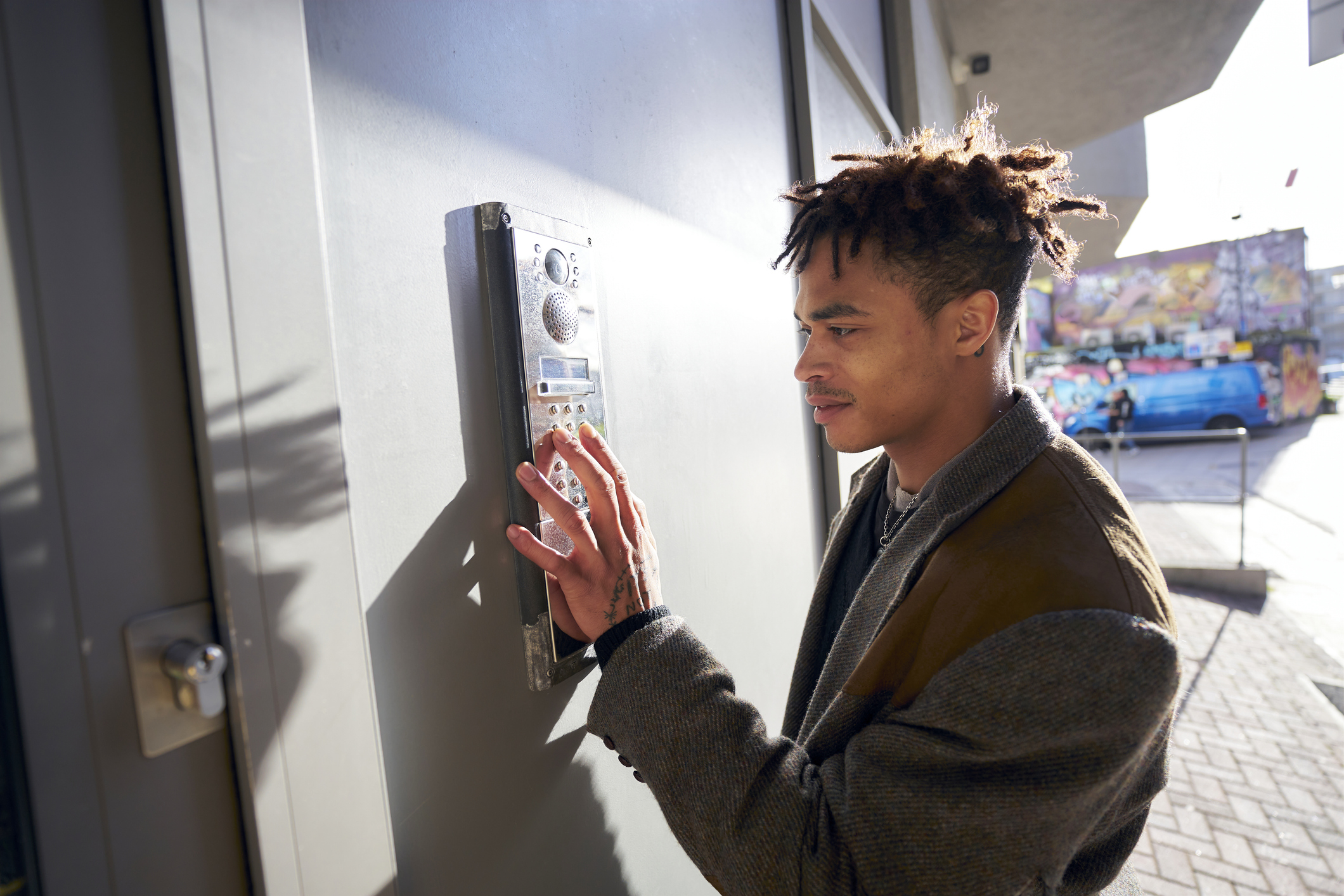 4 Tech Devices That Can Compromise Your Home's Security - Home & Texture