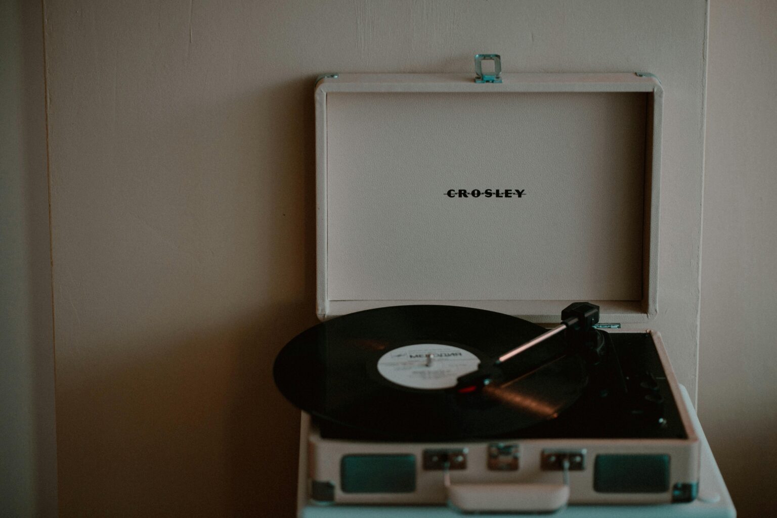 How to Take Care of Your Records and Record Player- Home & Texture