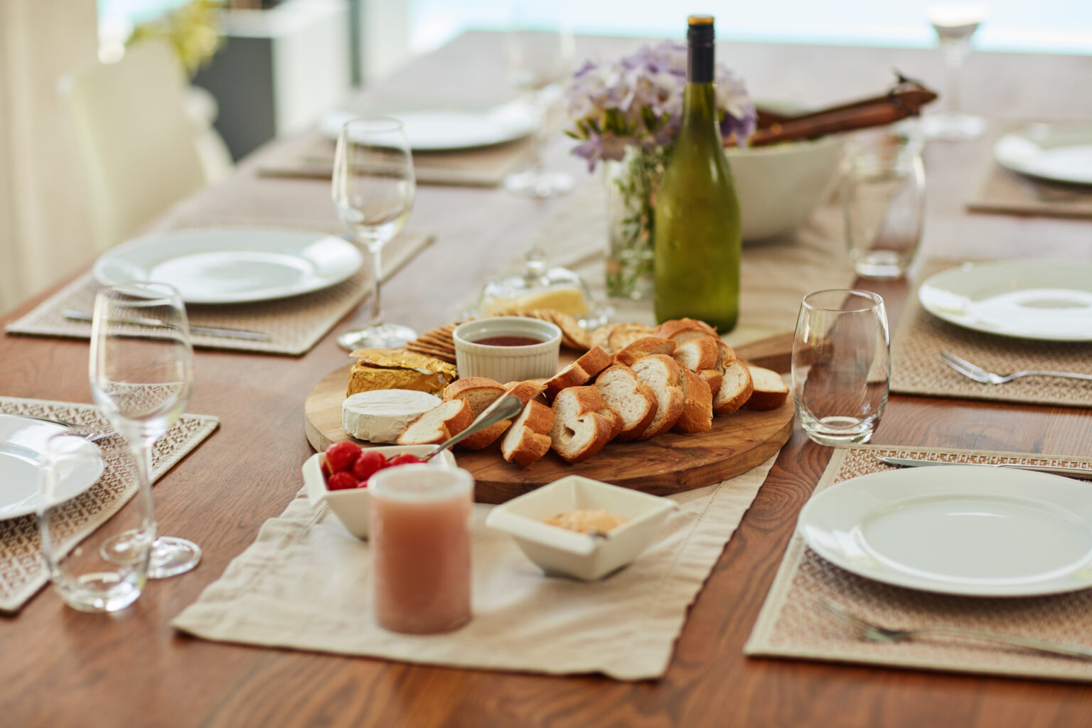 Set the Table Like a Pro with This Quick Guide - Home & Texture