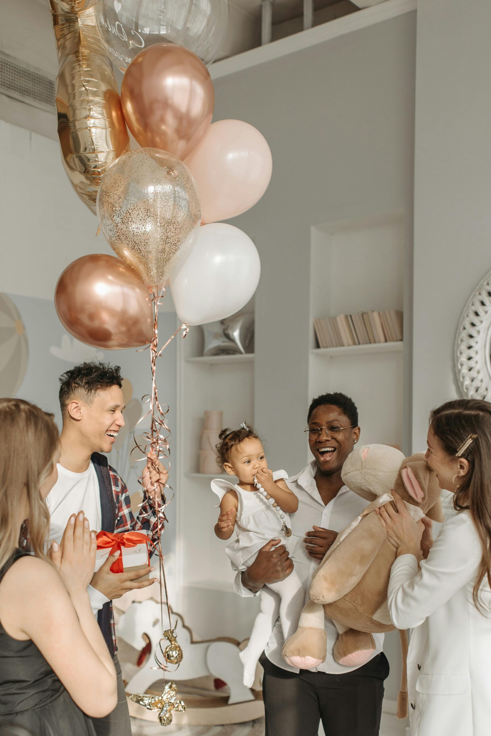 How to Host a Kid's Party That's Fun For Parents - Home & Texture