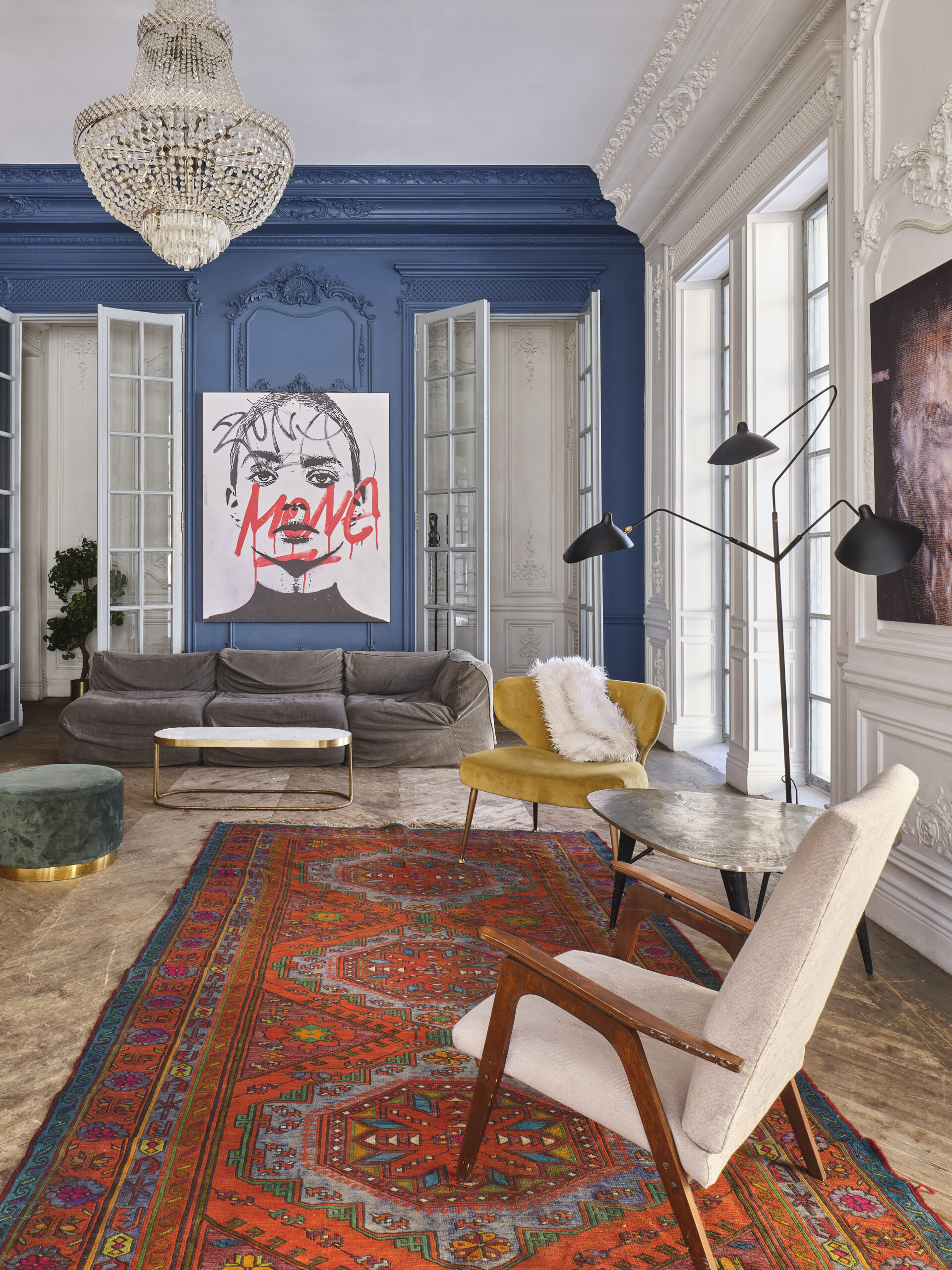 Embracing Traditional Eclectic Decor - Home & Texture