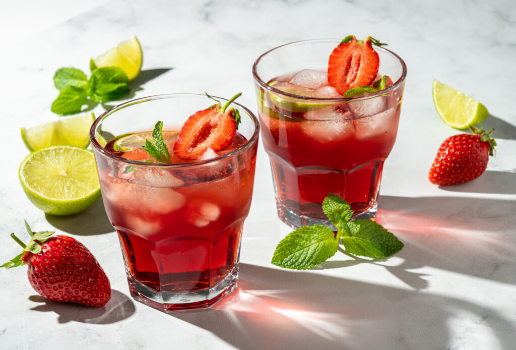 Fun and Festive Welcome Drinks for Your Next Soiree - Home & Texture