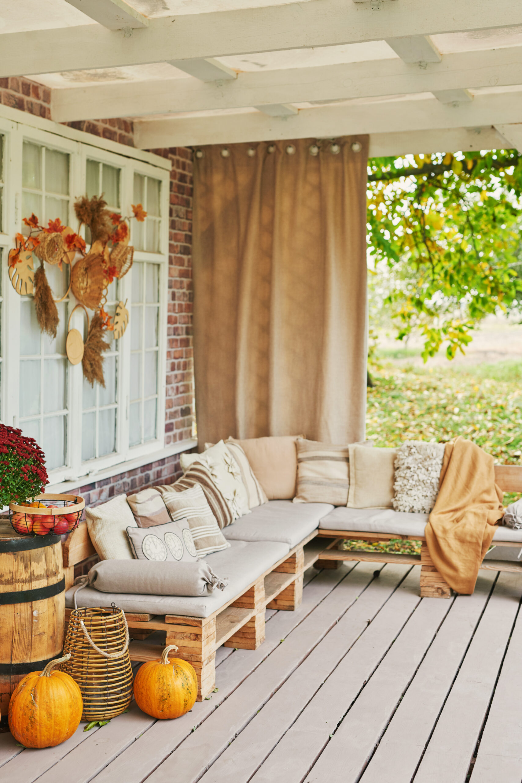 Patio Decor Trends To Try for Your Fall Home Home & Texture