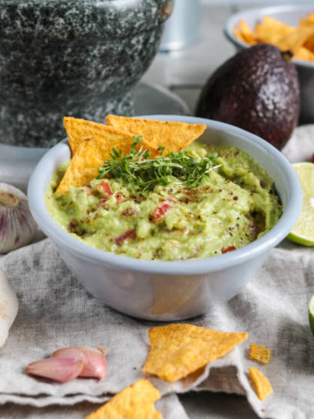 A Simple Guide To Authentic Guacamole Salsa - Home & Texture