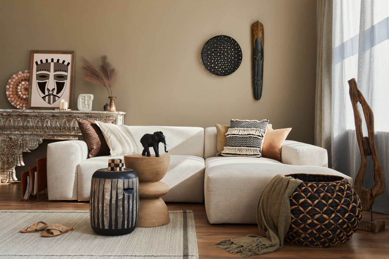 How to Ace the African Modern Interior Design - Home & Texture