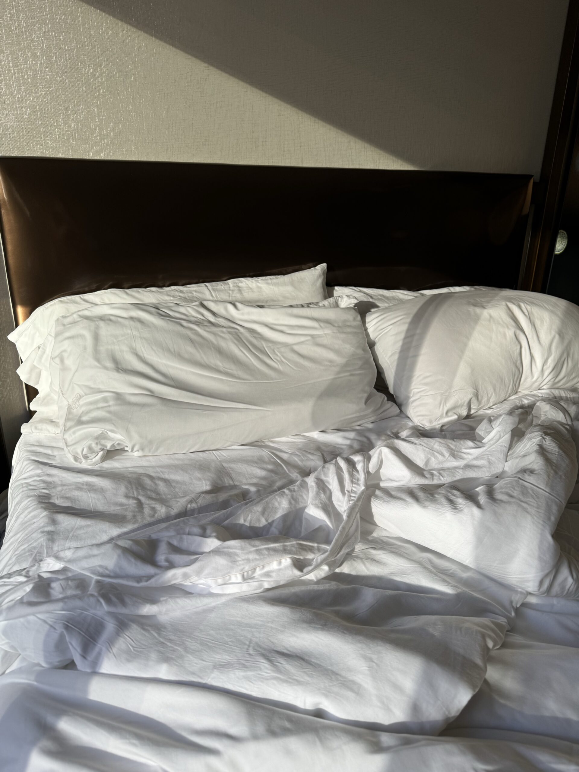 Here's Why Washing Your Bedding Weekly Is Important - Home & Texture