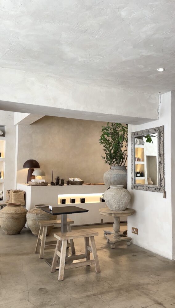 This New Decor Style is the Key to Boosting Your Home's Value - Home & Texture