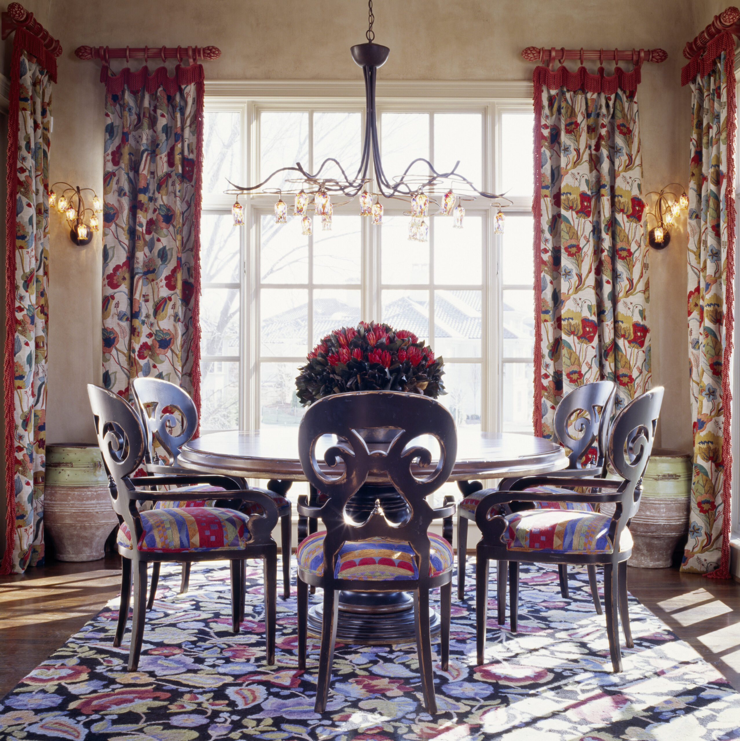 What Is Pattern Drenching? How to Try This Design Trend at Home - Home ...