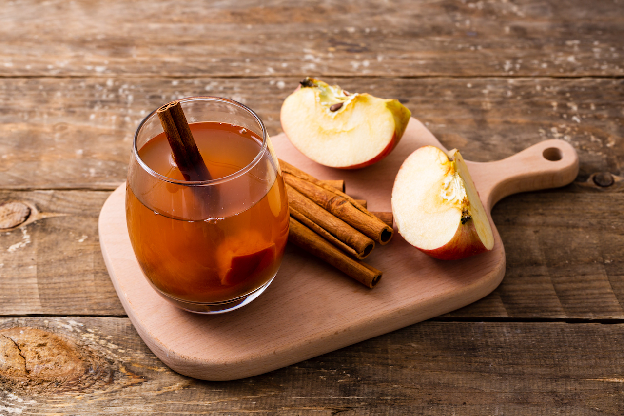 You Need To Try This Perfect and Easy Apple Cider Recipe - Home & Texture